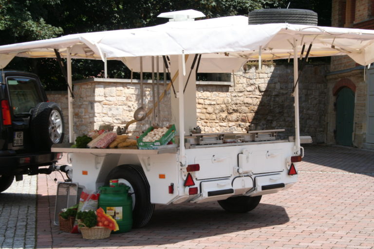 TEUVAN FK2000 - mobile army fieldkitchen